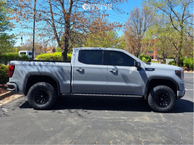 2024 GMC Sierra 1500 with 18x9 1 Fuel Covert and 295/70R18 Nitto Recon ...