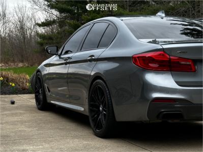 2018 BMW M550i XDrive with 20x9 35 Drag Dr77 and 275/35R20 Michelin ...