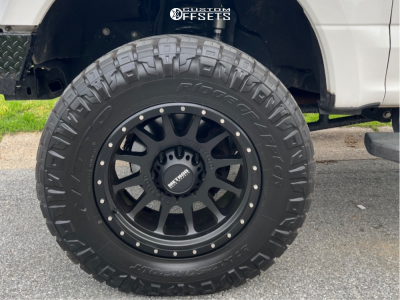 2018 Ford F-250 Super Duty with 20x10 -24 Method Mr605 and 37/12.5R20 ...