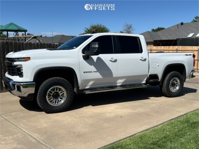 2024 Chevrolet Silverado 2500 HD with 18x9 18 Raceline Ryno and 35/12.5R18 Cooper Discoverer At3 ...
