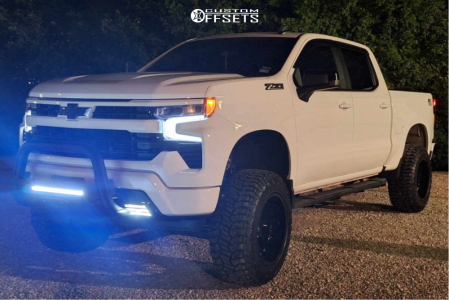 2022 Chevrolet Silverado 1500 with 20x12 -44 Gear Off-Road Raid and 35/ ...