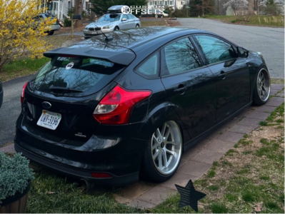 2014 Ford Focus with 18x9.5 30 ARC Ar5 and 225/40R18 Vercelli Strada Ii ...