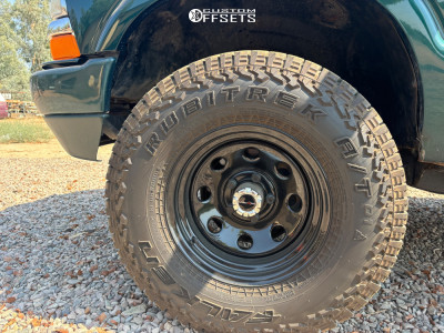 1998 Chevrolet Blazer with 15x8 -19 Vision Soft 8 and 31/10.5R15 Falken ...