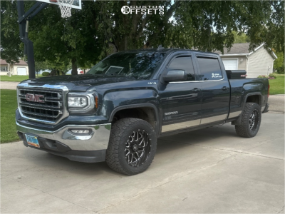 2018 GMC Sierra 1500 with 20x10 -19 Hostile Sprocket and 33/12.5R20 ...
