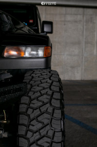 2021 Jeep Gladiator with 17x9 0 Mayhem Granite and 35/12.5R17 Toyo ...