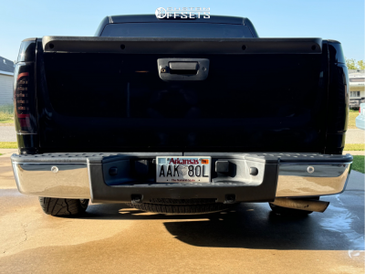 2009 Chevrolet Silverado 1500 with 22x9 24 4Play Cv98 and 285/40R22 ...