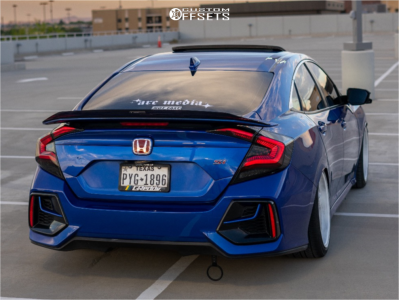 2020 Honda Civic with 18x9.5 35 AVID1 Av42 and 255/35R18 Vercelli ...