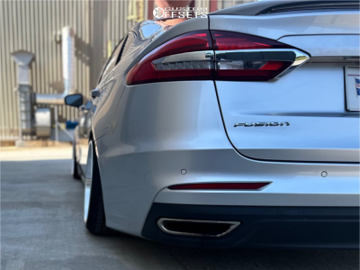 2019 Ford Fusion with 18x9.5 30 ARC Ar5 and 215/35R18 Lexani Lxuhp-207 ...