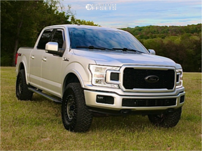 2018 Ford F-150 with 17x8.5 0 Method Mr305 and 305/70R17 Nitto Ridge ...