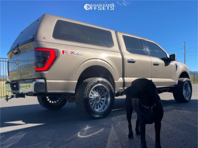 2021 Ford F-150 with 20x10 -25 Cali Offroad Summit and 33/12.5R20 Toyo ...