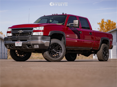 2006 Chevrolet Silverado 2500 HD Wheel Offset Aggressive > 1" Outside ...