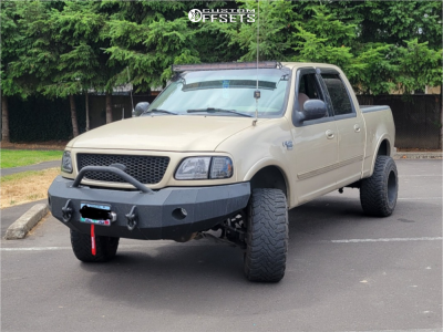 2001 Ford F-150 with 18x12 -44 Fuel Maverick and 33/12.5R18 Toyo Tires ...