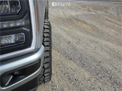 2024 Ford F-350 Super Duty with 18x9 12 Method Mr323 and 37/13.5R18 ...