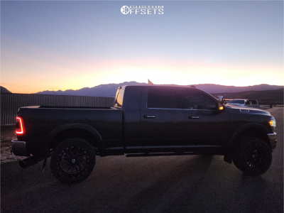 2022 Ram 3500 with 22x12 -44 TIS 544BM and 35/12.5R22 Nitto Recon ...