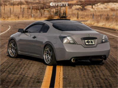 2008 Nissan Altima with 19x9.5 22 Aodhan Ds02 and 245/40R19 Lexani LX ...