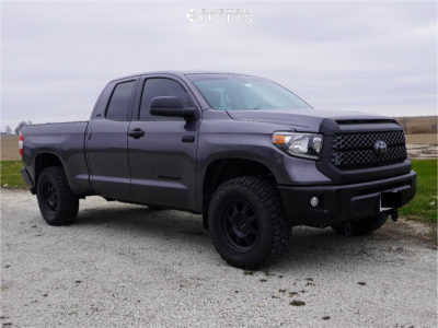 2021 Toyota Tundra with 18x9 25 Method Mr701 and 275/70R18 Cooper ...