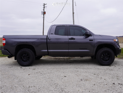 2021 Toyota Tundra with 18x9 25 Method Mr701 and 275/70R18 Cooper ...