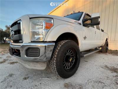 2011 Ford F-250 Super Duty Wheel Offset Aggressive > 1" Outside Fender ...