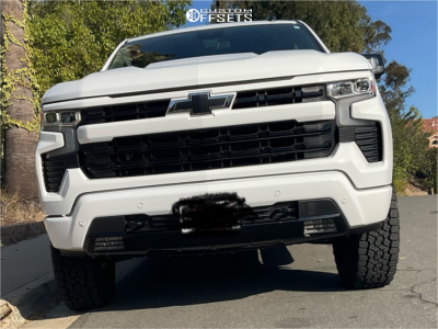 2024 Chevrolet Silverado 1500 with 17x8.5 0 Method MR305 and 285/75R17 ...