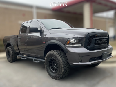 2015 Ram 1500 with 17x8.5 0 Method Mr305 and 35/12.5R17 Toyo Tires Open ...