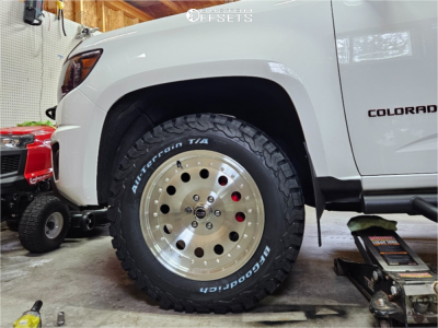 2019 Chevrolet Colorado with 18x8 18 American Racing Outlaw Ii and 265 ...