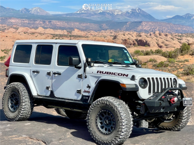 2018 Jeep Wrangler JL with 17x8.5 0 Method Grid and 37/12.5R17 Mickey ...