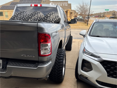 2022 Ram 2500 with 20x12 -40 RAISED By Method Mr802 and 35/13.5R20 ...