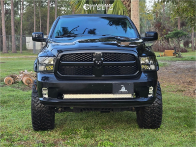 2016 Ram 1500 with 20x10 -25 Vision Razor and 37/13.5R20 Cosmo Mud ...