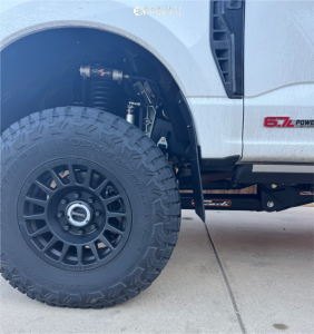 2024 Ford F-250 Super Duty with 18x9 18 Method Mr707 and 37/12.5R18 ...