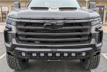 2024 Chevrolet Silverado 1500 with 22x10 -18 Fuel Blitz and 37/12.5R22 ...