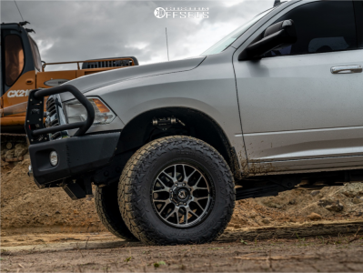 2018 Ram 2500 with 20x9 18 Gear Off-Road Raid and 37/12.5R20 Nitto ...