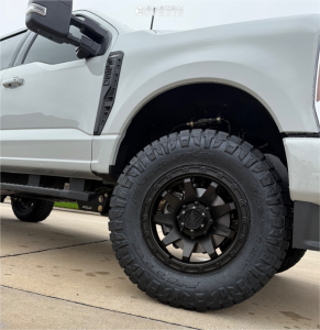 2025 Ford F-250 Super Duty with 20x9 18 Method Mr317 and 37/12.5R20 ...