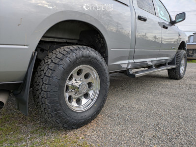 2020 Ram 2500 with 18x8 -6 Pro Comp Series 69 and 35/12.5R18 Toyo Tires ...