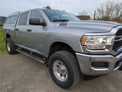 2020 Ram 2500 with 18x8 -6 Pro Comp Series 69 and 35/12.5R18 Toyo Tires ...