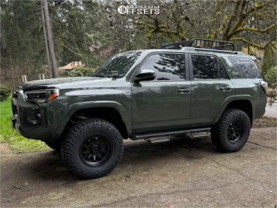 2021 Toyota 4Runner with 17x8.5 0 Pro Comp Beacon and 295/70R17 Mickey ...