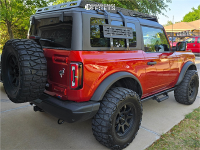 2023 Ford Bronco with 17x8.5 -10 Vision Flow and 33/12.5R17 Nitto Mud ...