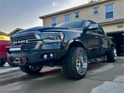 2020 Ram 1500 with 22x14 -76 Fuel Forged Ff09 and 35/13.5R22 Predator ...