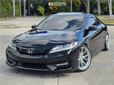 2017 Honda Accord with 19x9.5 35 Aodhan Aff7 and 245/35R19 Cooper Cobra ...