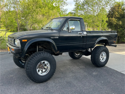 1983 Toyota Pickup with 15x10 -47 Pro Comp Series 69 and 35/12.5R15 ...