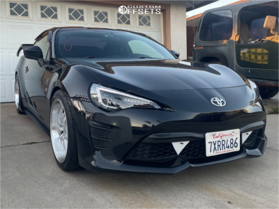 2017 Toyota 86 with 18x8.5 30 Shift Injector and 235/40R18 Nitto Neo ...
