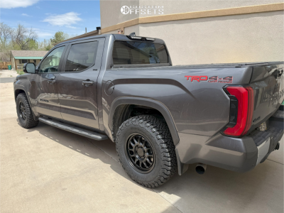 2024 Toyota Tundra with 18x8.5 35 Raceline Rogue and 285/70R18 ...
