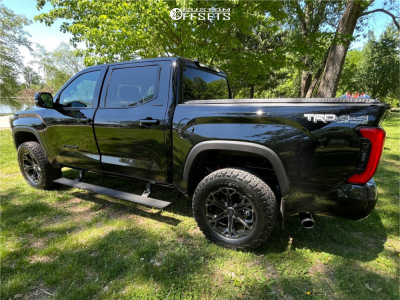 2025 Toyota Tundra with 20x9 20 Fuel Hammerhead and 35/12.5R20 ...