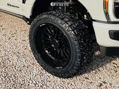 2025 Ford F-250 Super Duty with 22x12 -44 Fuel Clash and 35/12.5R22 ...