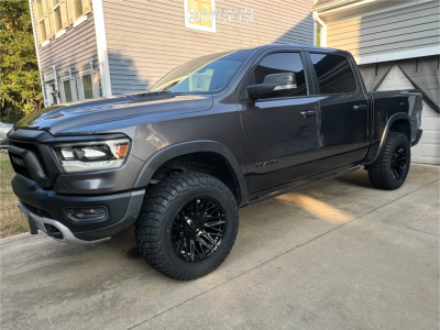 2019 Ram 1500 with 20x10 -19 Gear Off-Road Edge and 35/12.5R20 RBP ...