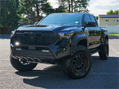 2025 Toyota Tacoma with 18x9 18 Method Mr316 and 285/75R18 Nitto Ridge ...