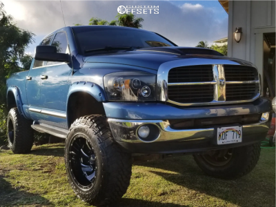 2006 Dodge Ram 1500 with 20x9 1 Ultra Xtreme X111 and 295/65R20 Radar ...