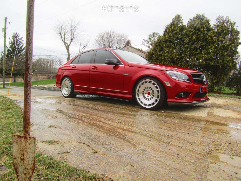 Mercedes 2010 C300 Red