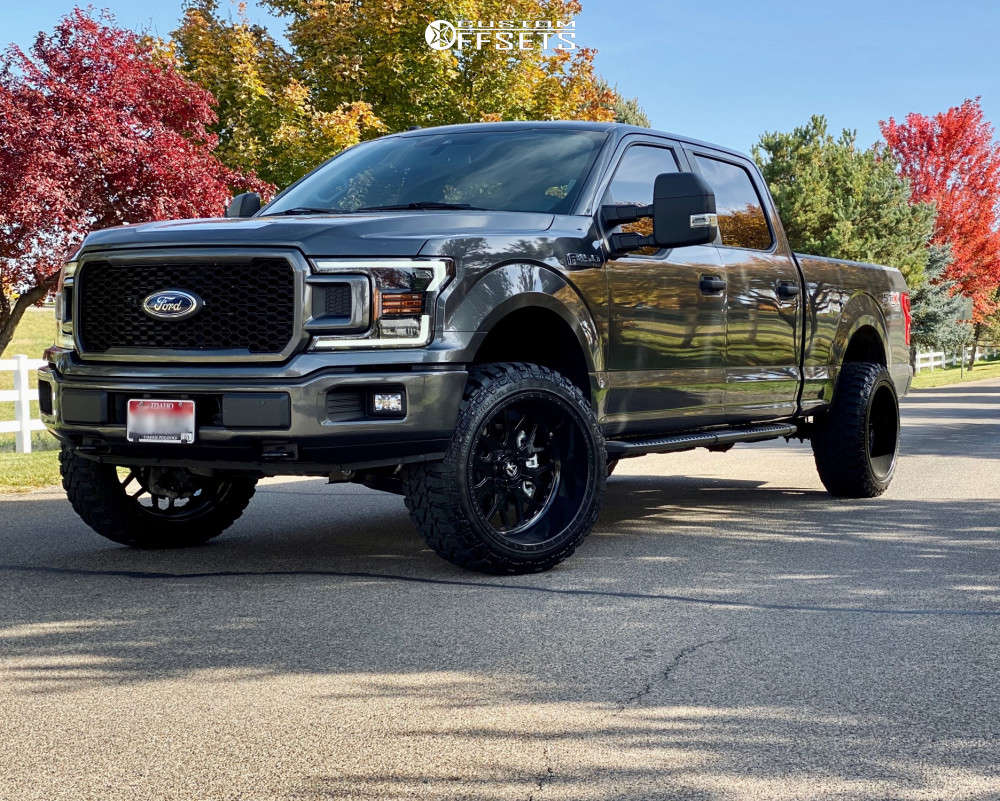 2019 Ford F-150 with 22x12 -51 Fuel Forged Ff19 and 33/12.5R22 Fury ...