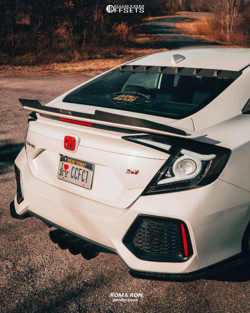 2018 Honda Civic with 18x9 25 Advan Racing TC4 and 235/40R18 ...