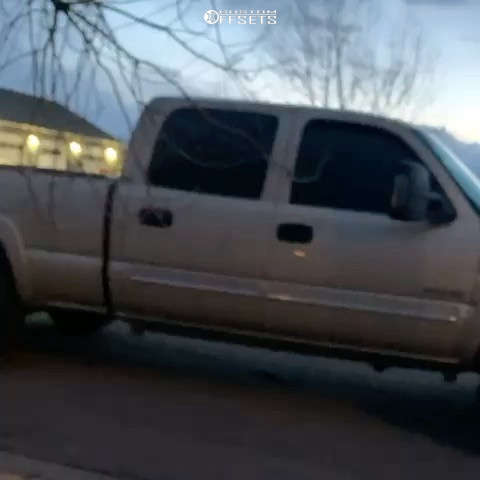 2005 Chevrolet Silverado 1500 HD with 20x12 -44 Moto Metal Mo962 and ...